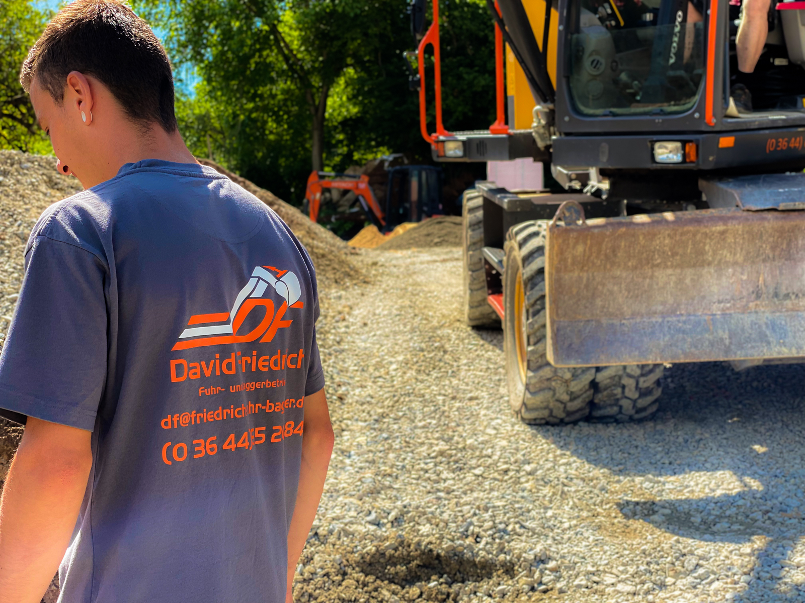 Home - David Friedrich Fuhr- und Baggerbetrieb